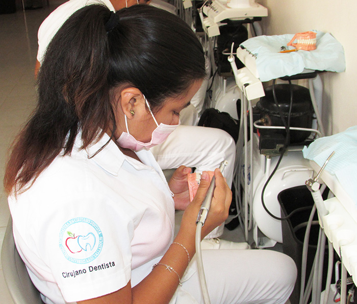 Centro Universitario Valladolid | Campus Universitario