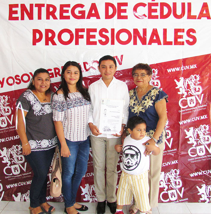 Centro Universitario Valladolid | Campus Universitario